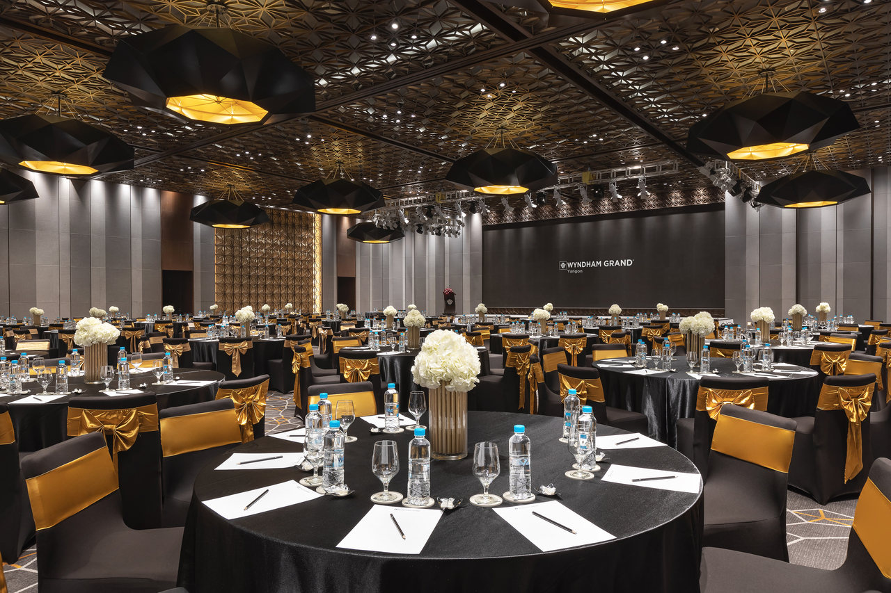 Make Your Event Unforgettable in Our Meeting Room