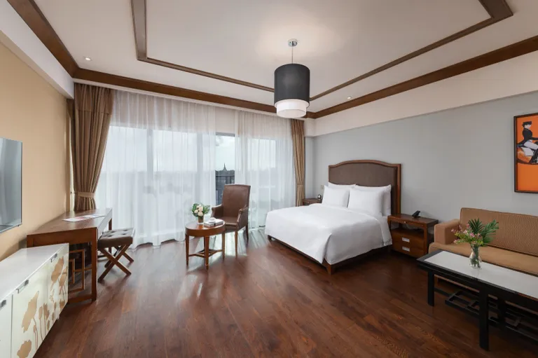 One Bed Room Studio - Wyndham Grand Yangon Hotel